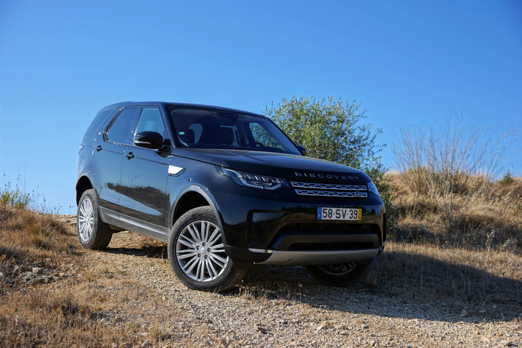 Land Rover Discovery TD6 HSE - Pronto para (quase) tudo! - MotorMais