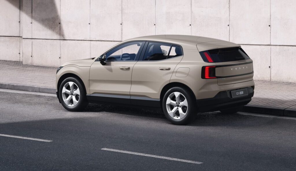 Volvo EX30 e BYD Atto 3: estes dois SUV compactos chegaram a Portugal ...