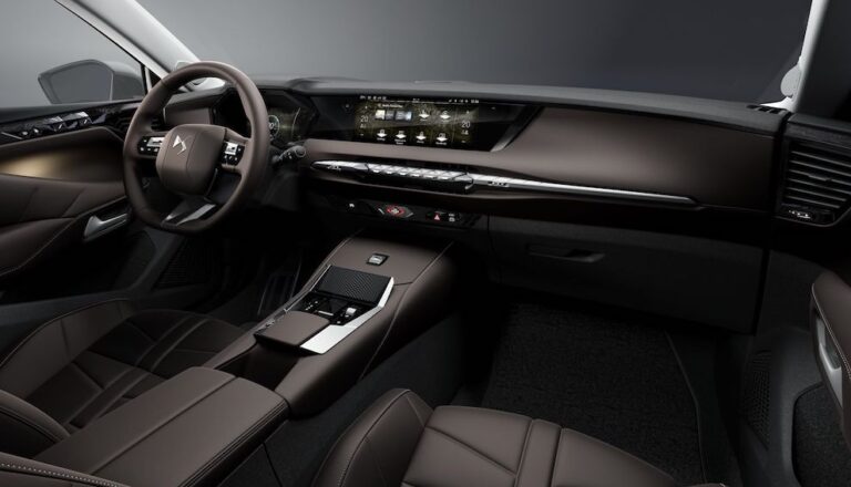 DS N°4 já pode ser encomendado em Portugal: tem sete versões e preços a ...